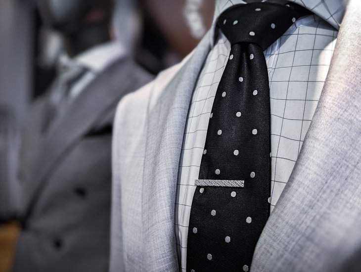 The Ultimate Guide on How To Choose a Tie Pattern - 10+ Styling Tips ...