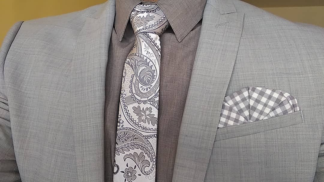 The Ultimate Guide on How To Choose a Tie Pattern - 10+ Styling Tips ...