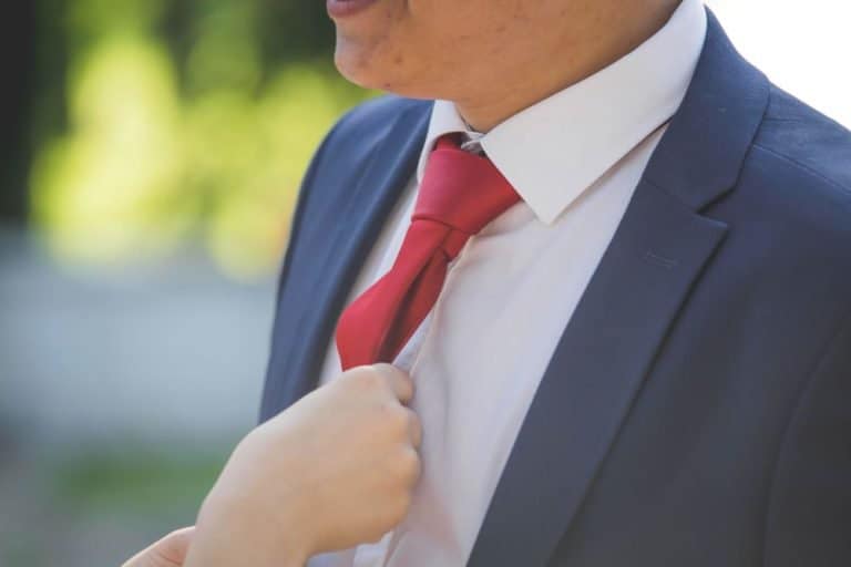 The Ultimate Guide on How to Tie a Wedding Knot - Stylish Alpha